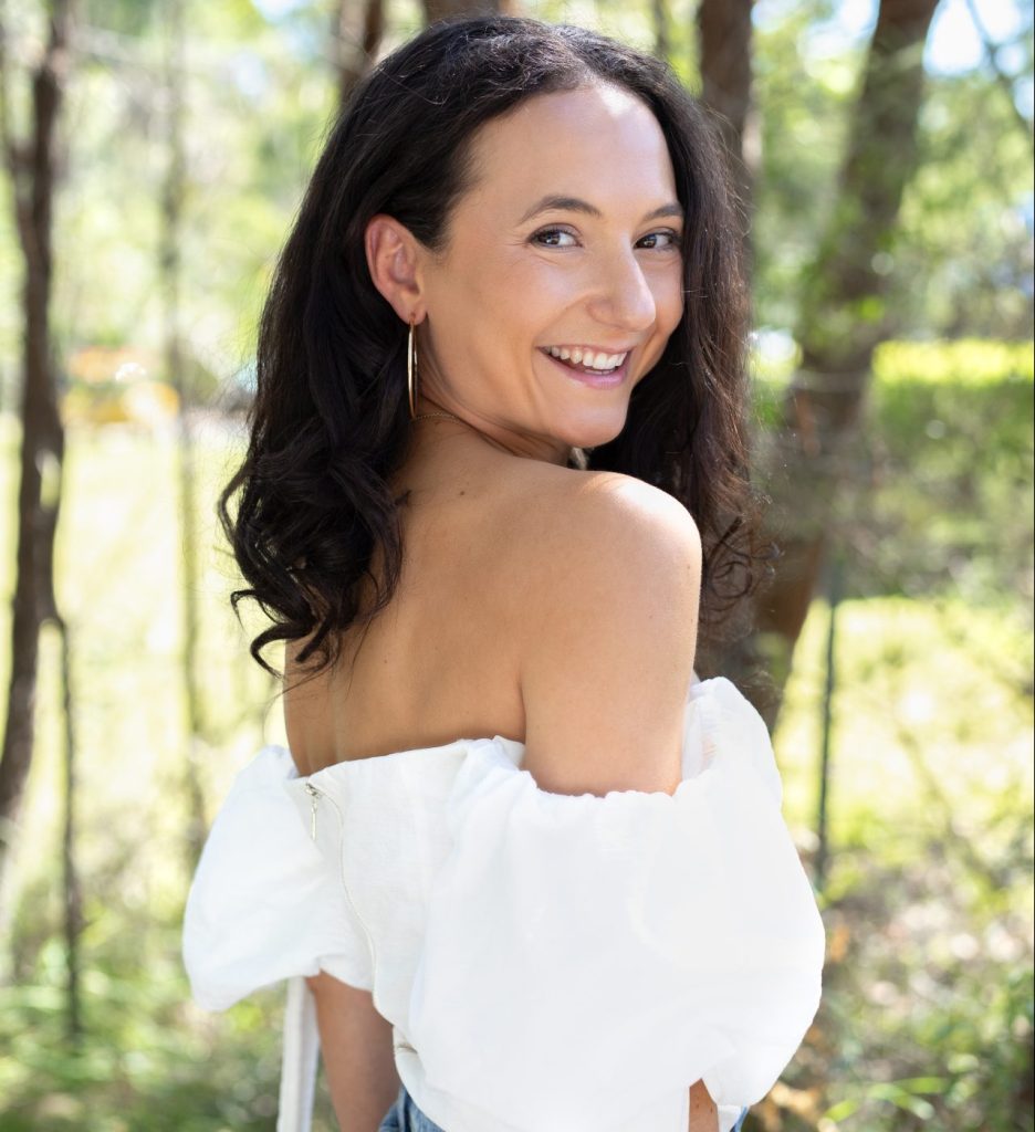 Stephanie Cappas - Dargie Entertainment